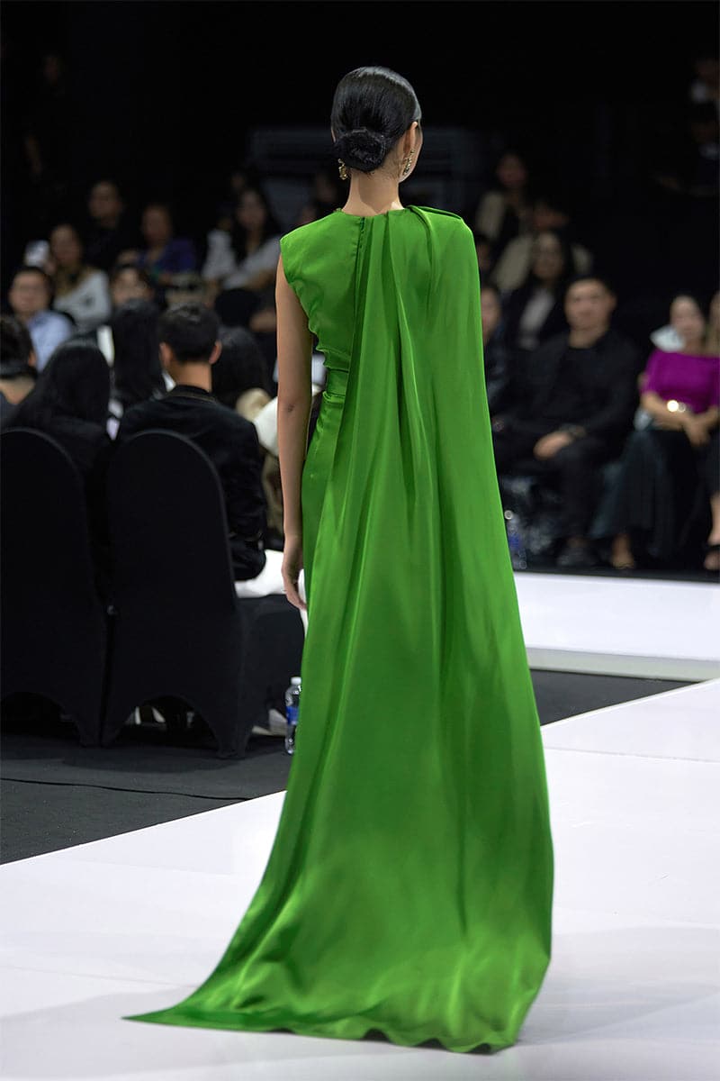 GREEN ONE-SHOULDER CAPE DRAPED SILK DRESS | CULT MIA | IHF
